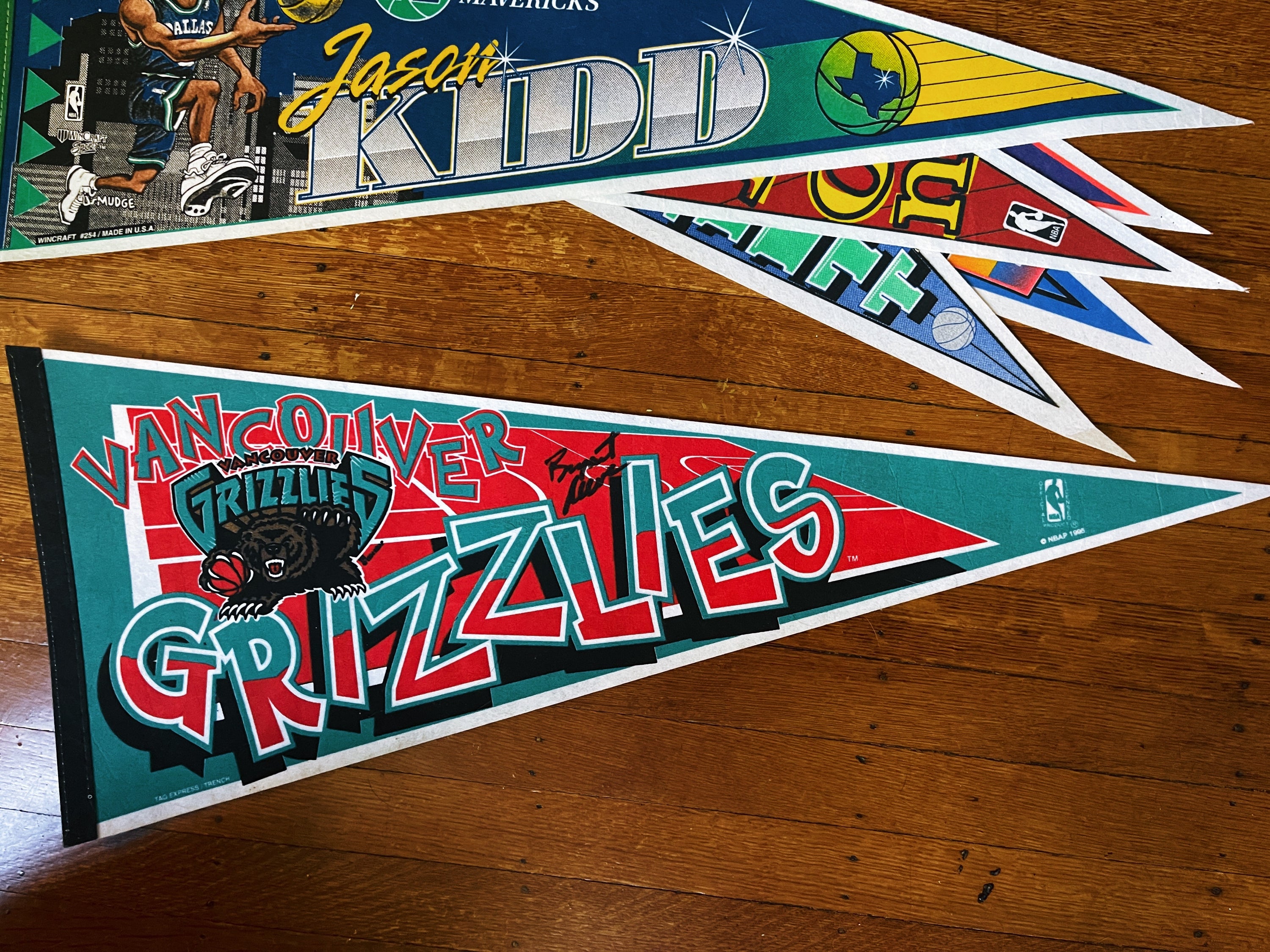 Vintage 1990's NBA Basketball Pennants (Please Select) – BLK MKT Vintage